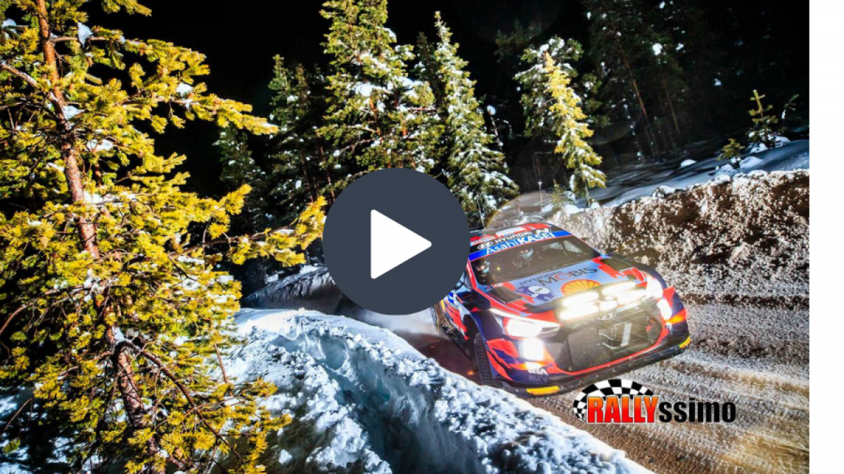 A quasi 200 km/h sulla neve di notte, come se fosse una cosa normale ...